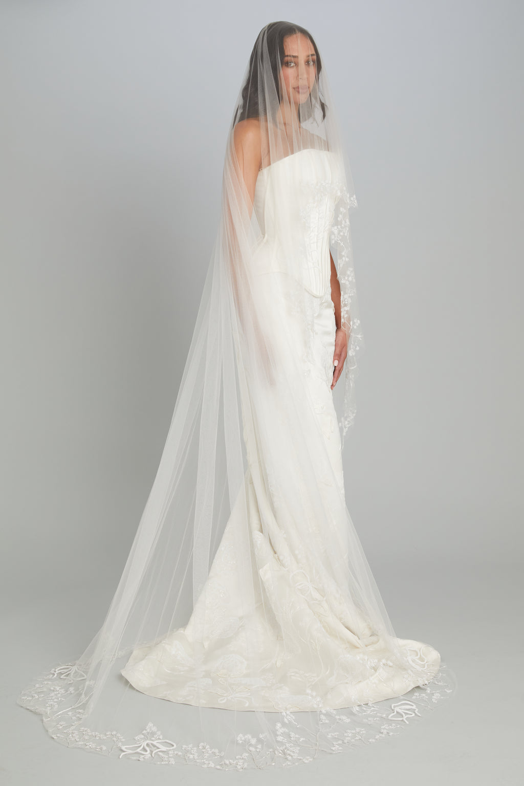 Chapel-Length Baby's Breath Veil – Wiederhoeft